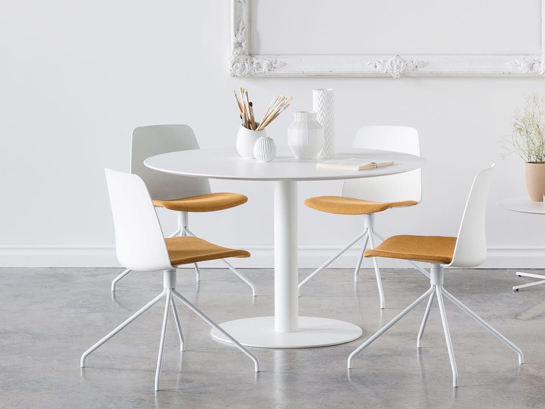 FLAT | וקסמן ריהוט משרדי