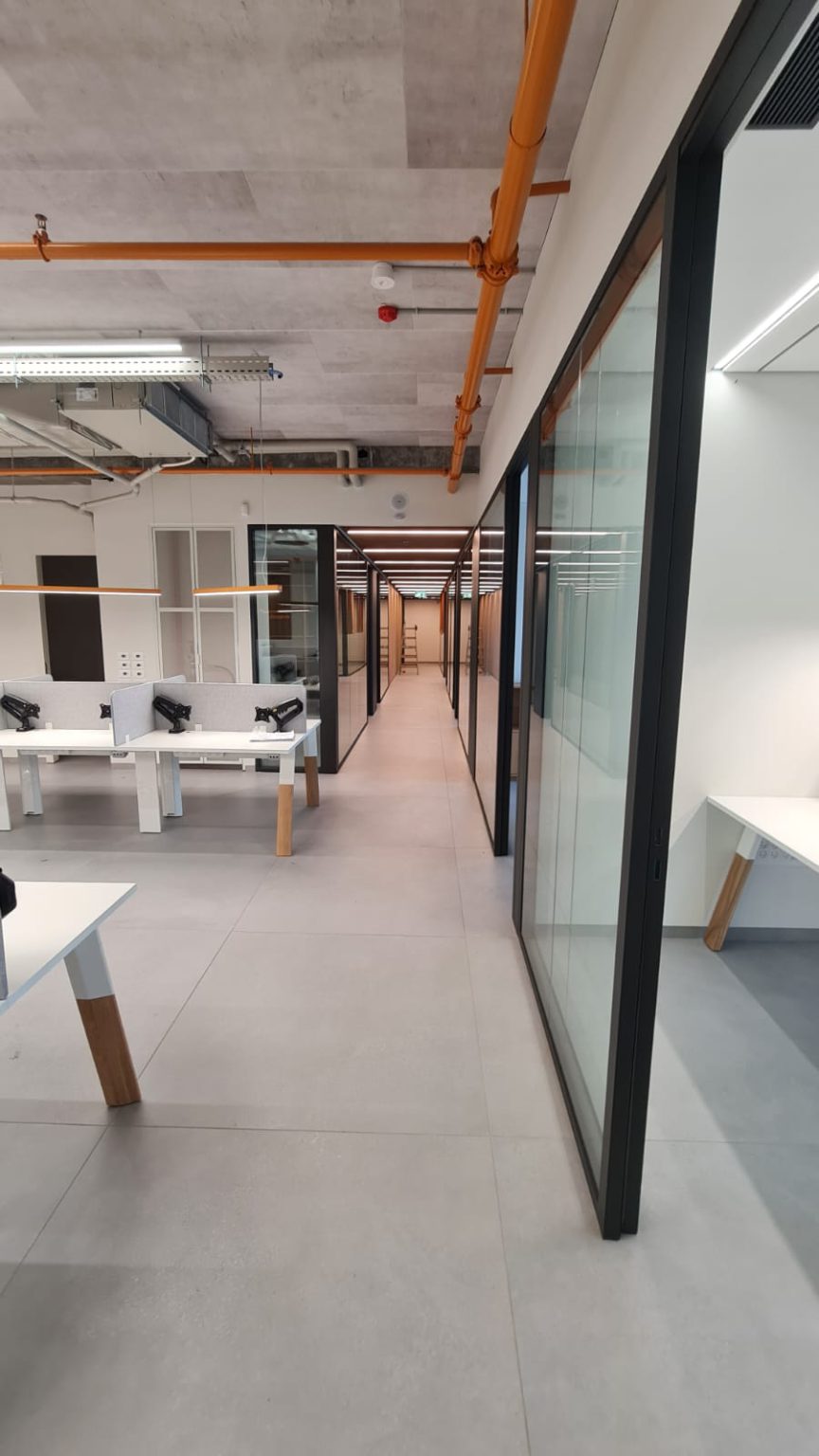 ECO | וקסמן ריהוט משרדי