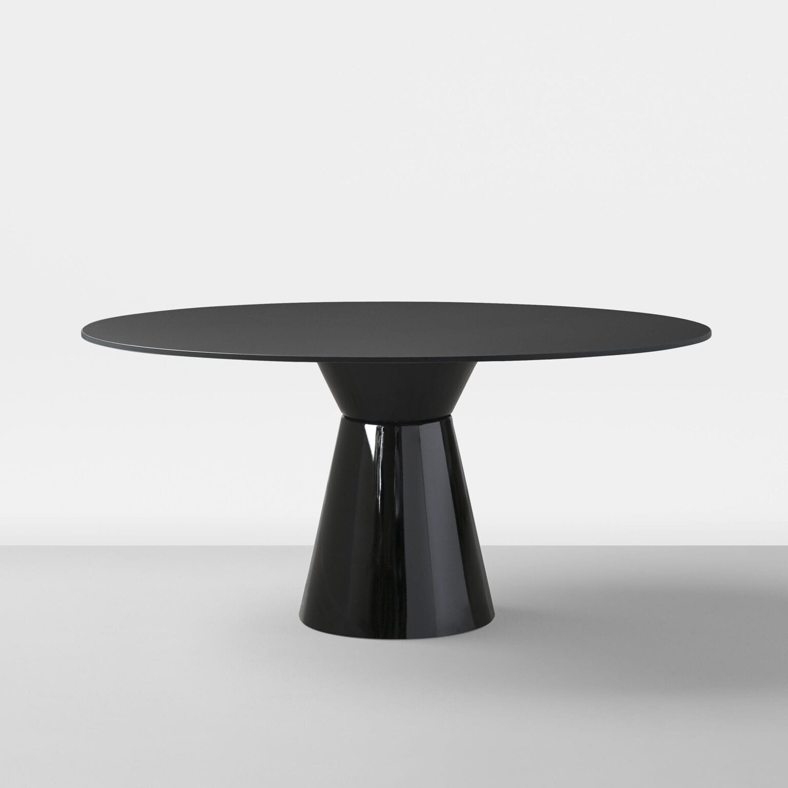 Essens round | וקסמן ריהוט משרדי