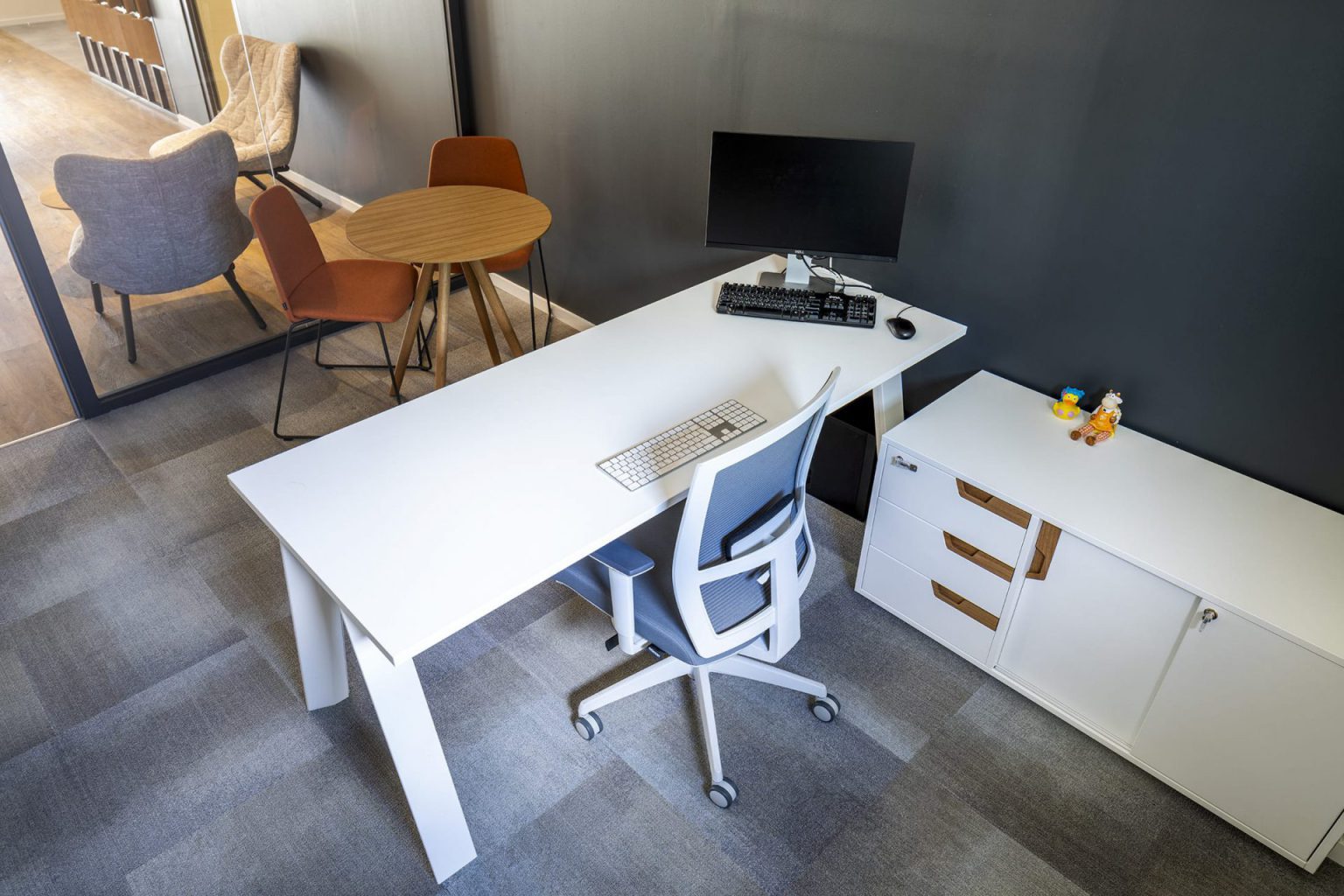 ECO | וקסמן ריהוט משרדי