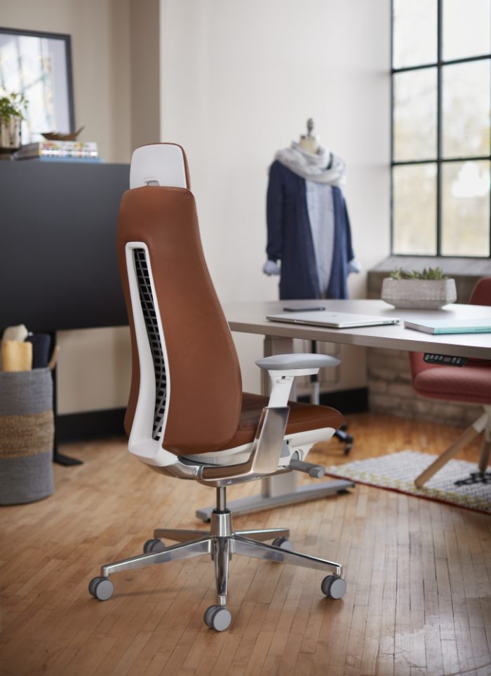 כסא מנהלים ארגונומי, דגם Fern Executive | וקסמן ריהוט משרדי