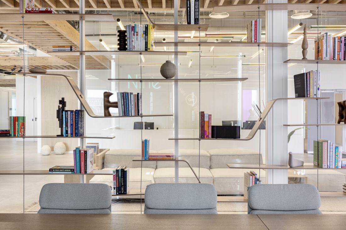 כסא לחדר ישיבות, דגם Gallery soft | וקסמן ריהוט משרדי